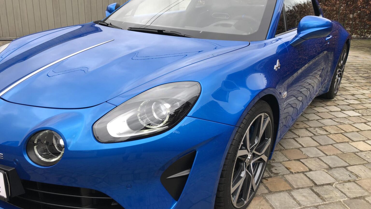 Alpine A110 Legende - Full options - Funcars